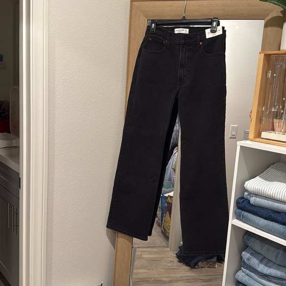 Abercrombie & Fitch | Jeans | Abercrombie 9s High Rise Relaxed Jeans ...